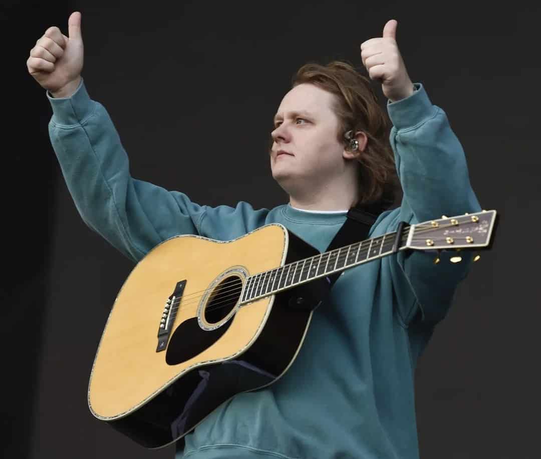 WATCH: Lewis Capaldi surprised with ‘mega pint’ of Guinness in Belfast